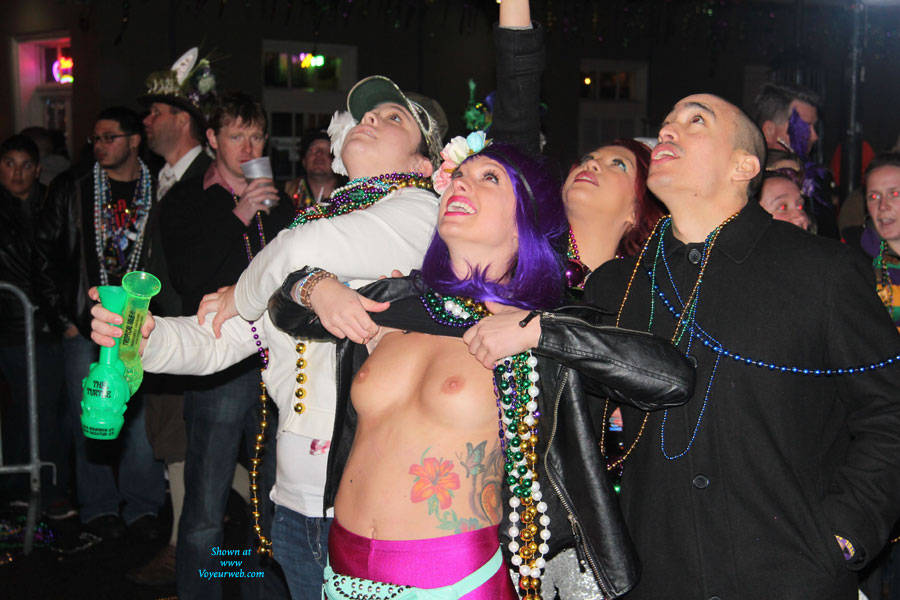 Mardi Gras Nudity Again March 2014 Voyeur Web Hall Of Fame