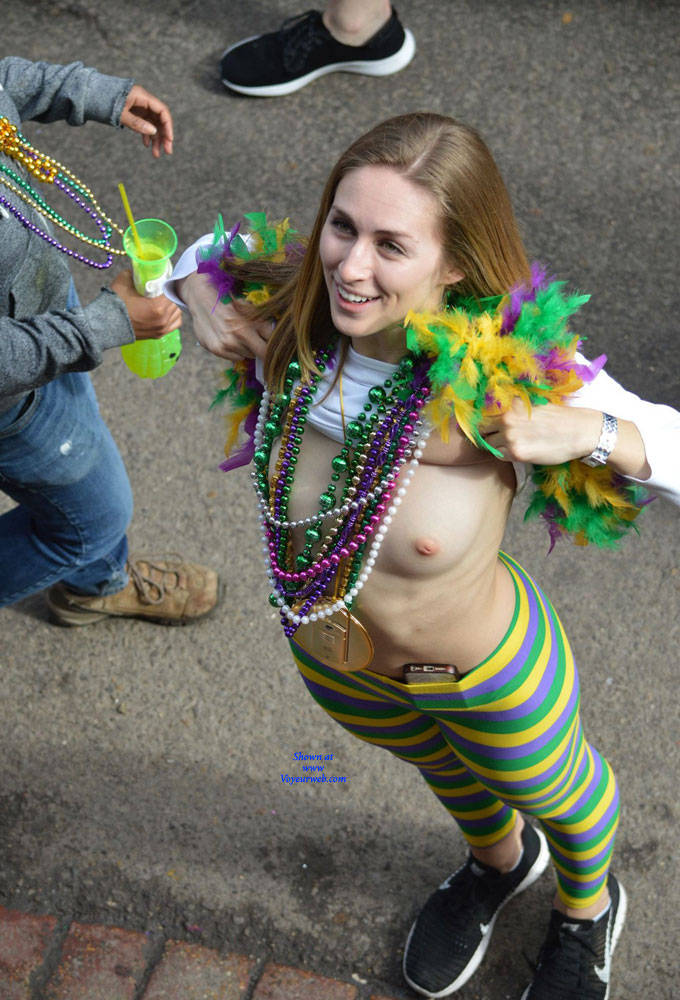 Mardi Gras 2 April 2018 Voyeur Web